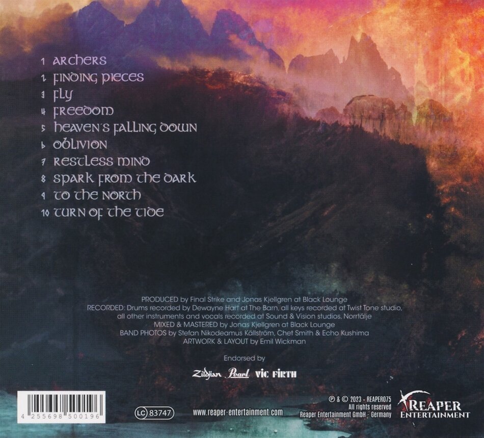 Finding Pieces von Final Strike - CeDe.ch